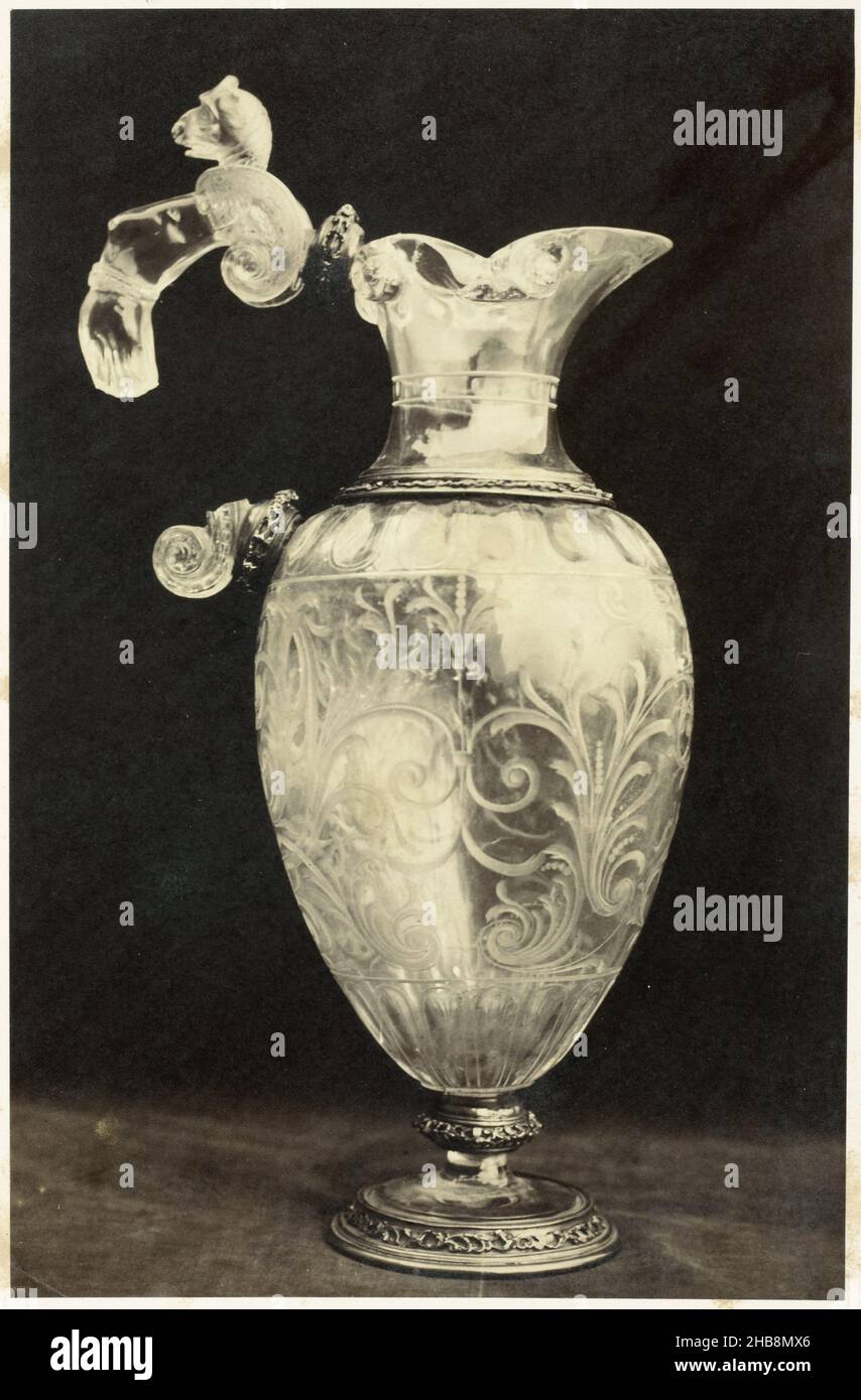 Crystal engraved pouring jug hi-res stock photography and images - Alamy