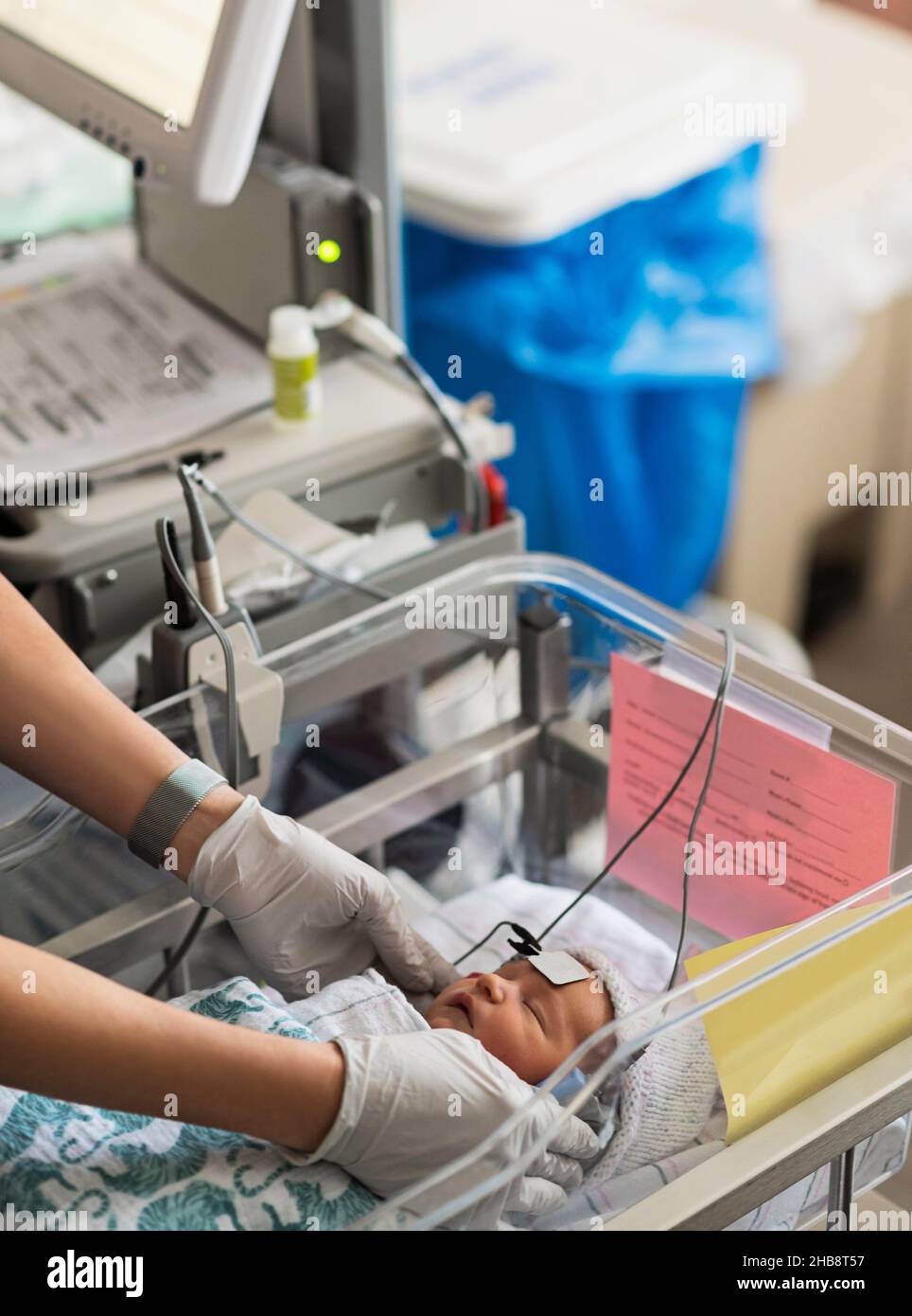 Electrode baby hi-res stock photography and images - Alamy