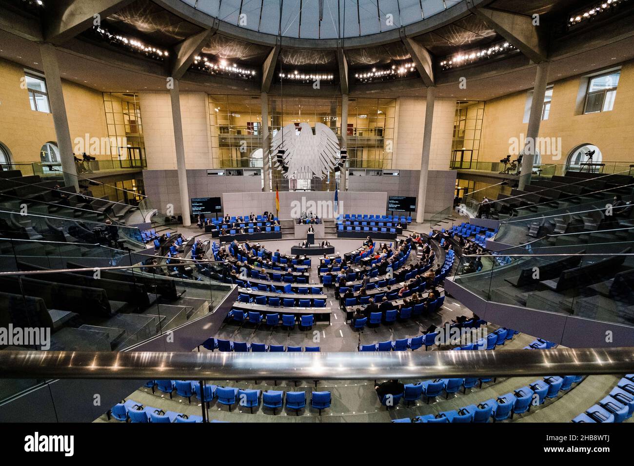 Berlin, Germany. 16th Dec, 2021. Members of the 20th Bundestag, the ...