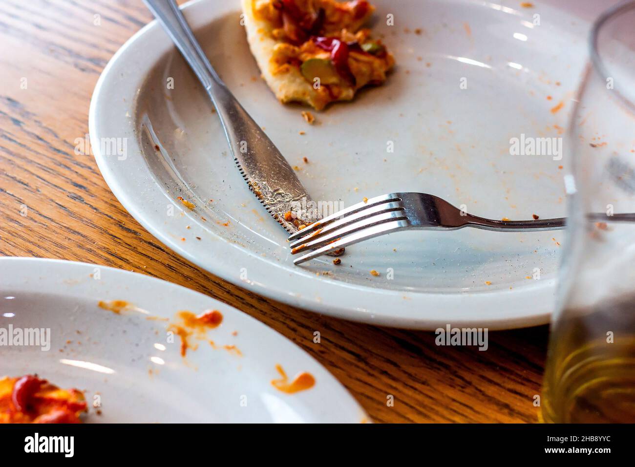 Dirty plates kitchen table hi-res stock photography and images - Alamy