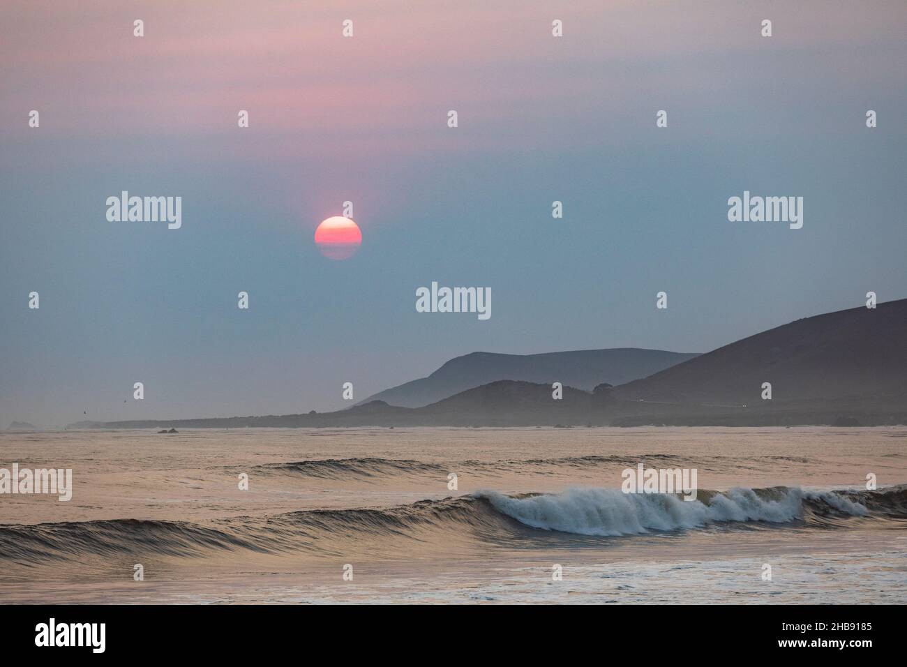 Cayucos beach hi-res stock photography and images - Alamy