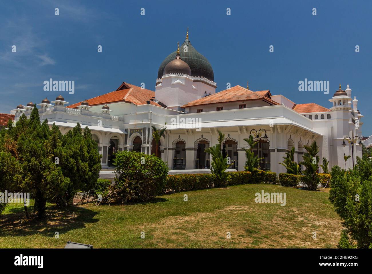 Muslim religion worship penang hi-res stock photography and images - Alamy