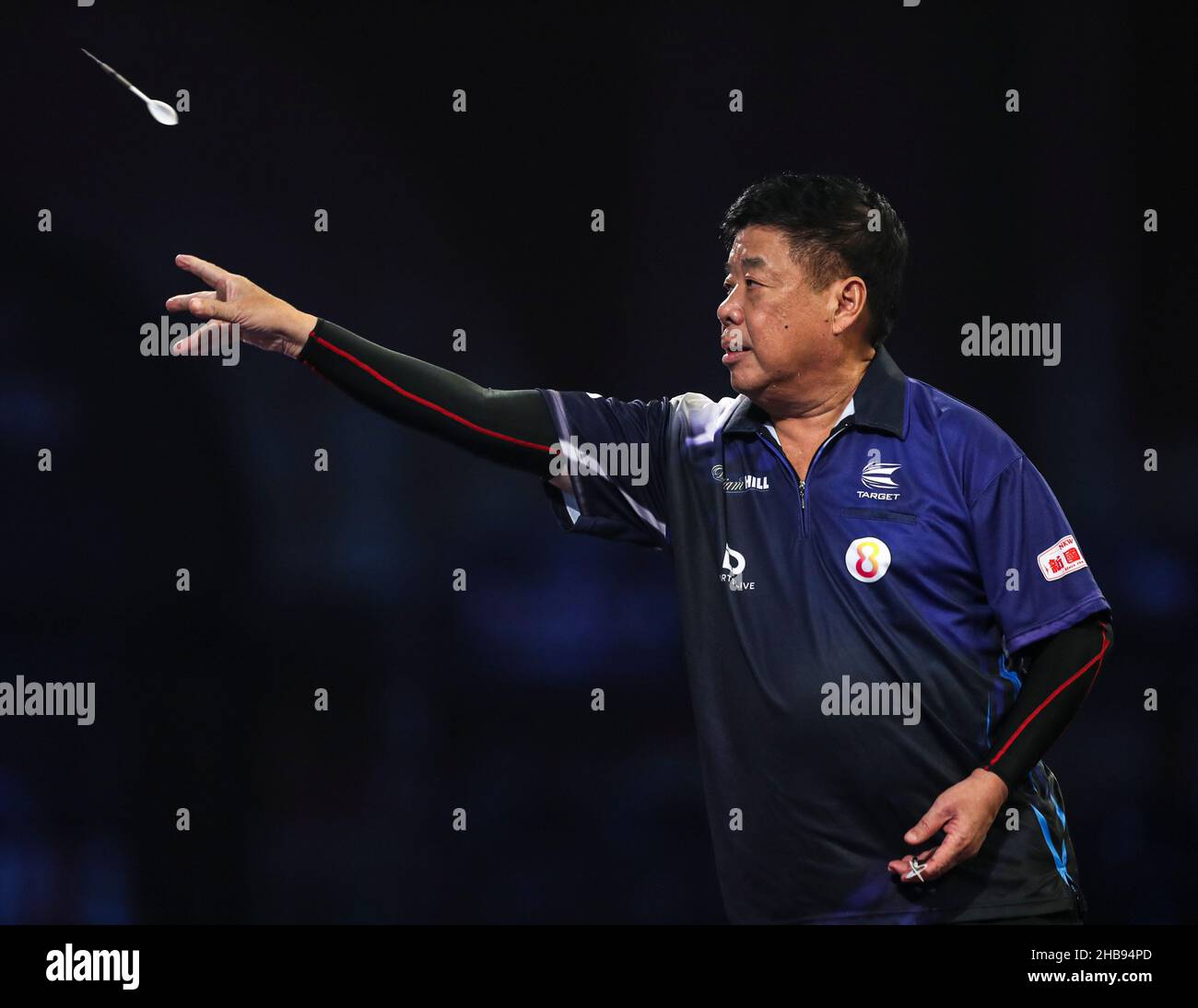 Paul lim during the world darts championship at alexandra palace hi-res ...