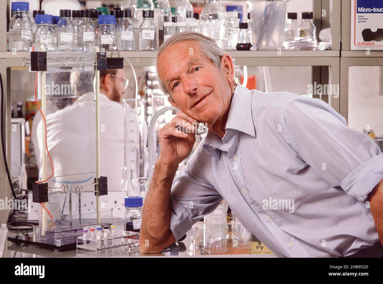 Frederick Sanger (Rendcomb, Inglaterra; 13 de agosto de 1918-Cambridge ...