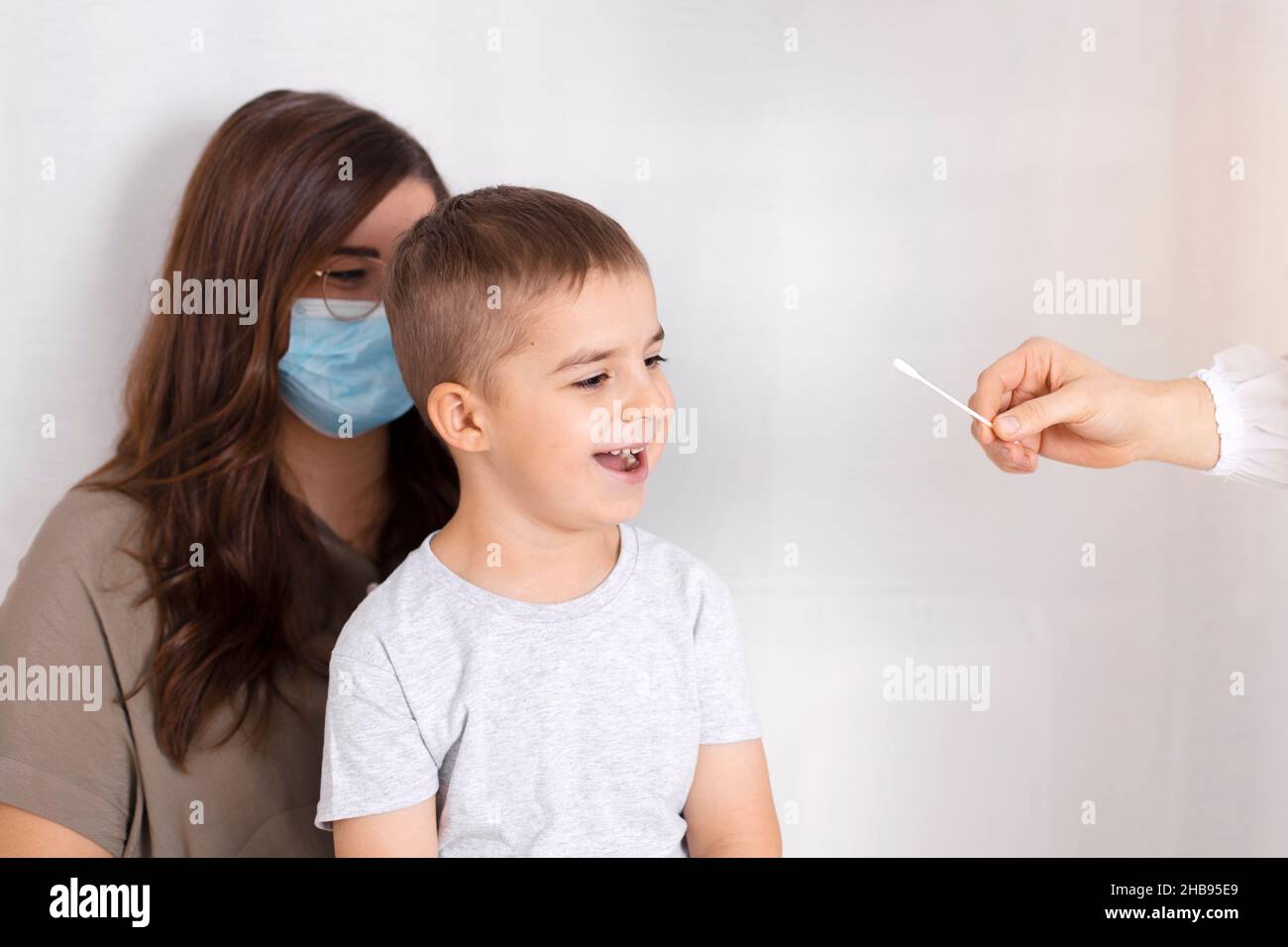Boy with doctor and nurse hi-res stock photography and images - Alamy