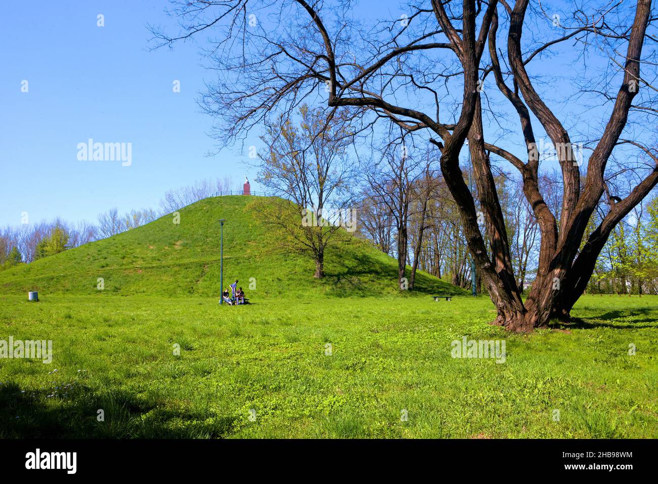 Wanda mound hi-res stock photography and images - Alamy