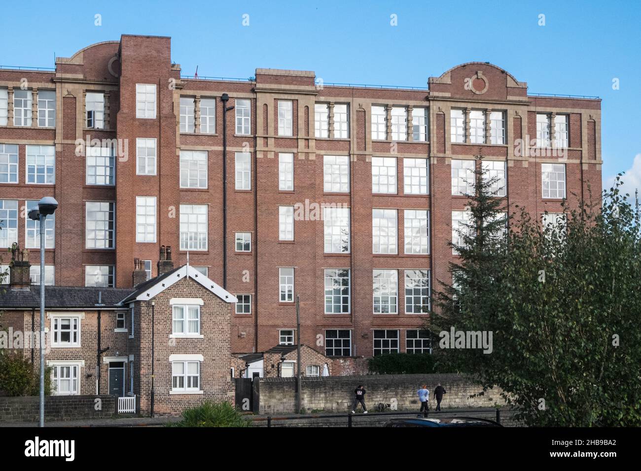Converted cotton mill apartments hi-res stock photography and images ...