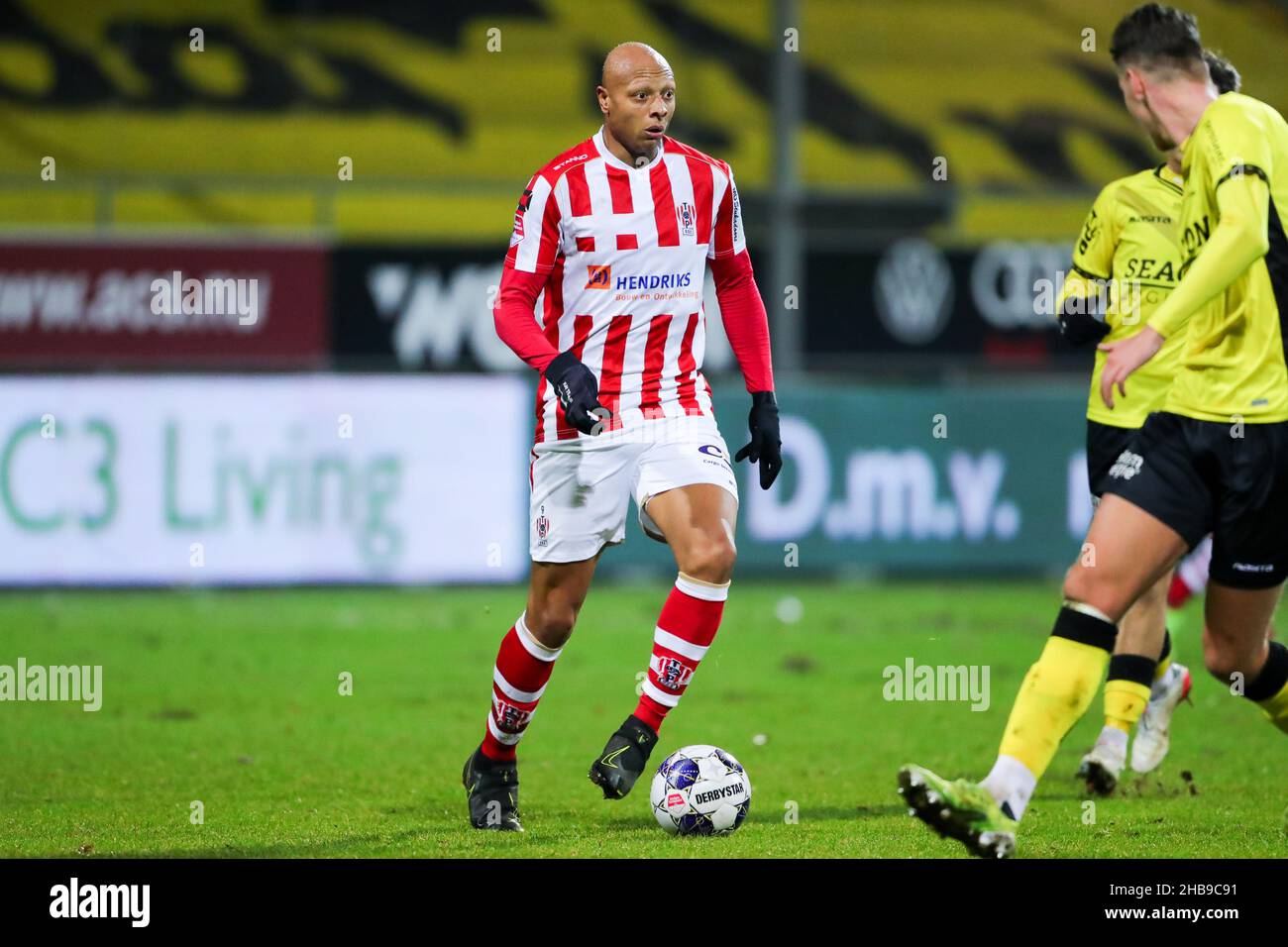 VENLO, NETHERLANDS - DECEMBER 17: Kay Tejan of TOP Oss during the Dutch ...