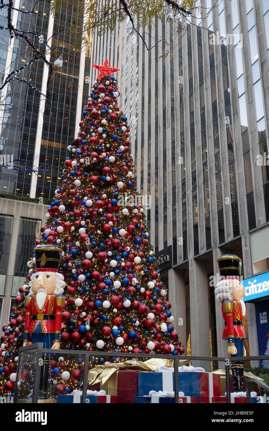 Holiday Christmas tree and Decorations on Sixth Avenue at Fox Square ...