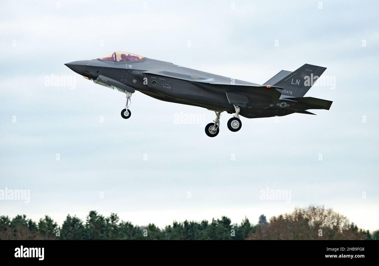 LN AF 19 5476 U.S. Air Force Lockheed Martin F-35A Lightning II of the ...