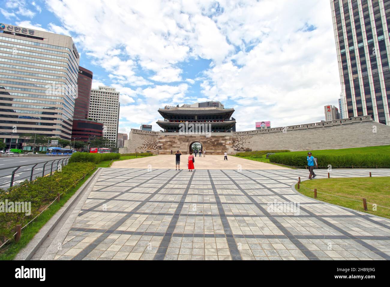 The Namdaemun Gate or Sungnyemun Gate with several visitors. This ...
