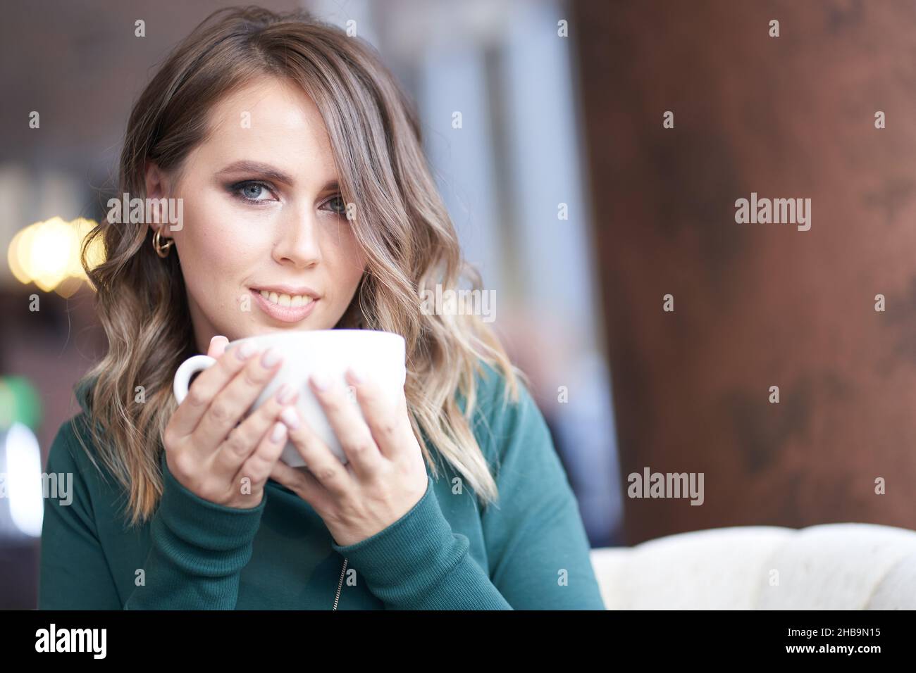Hand portrait photo hi-res stock photography and images - Alamy Hand portrait photo hi-res stock photography and images - Alamy
