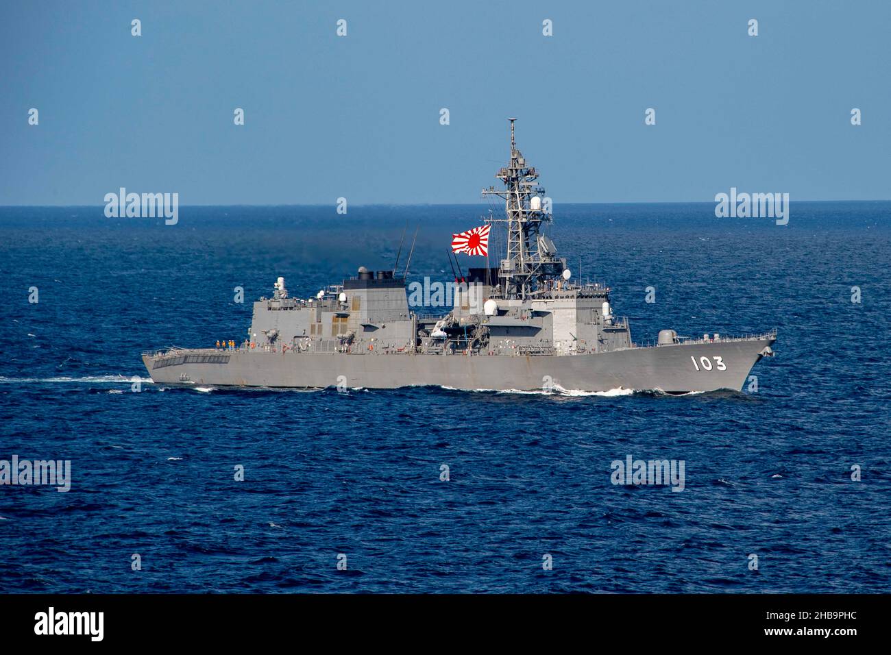 GULF OF ADEN (Dec. 15, 2021) General-purpose destroyer JS YŪDACHI (DD ...