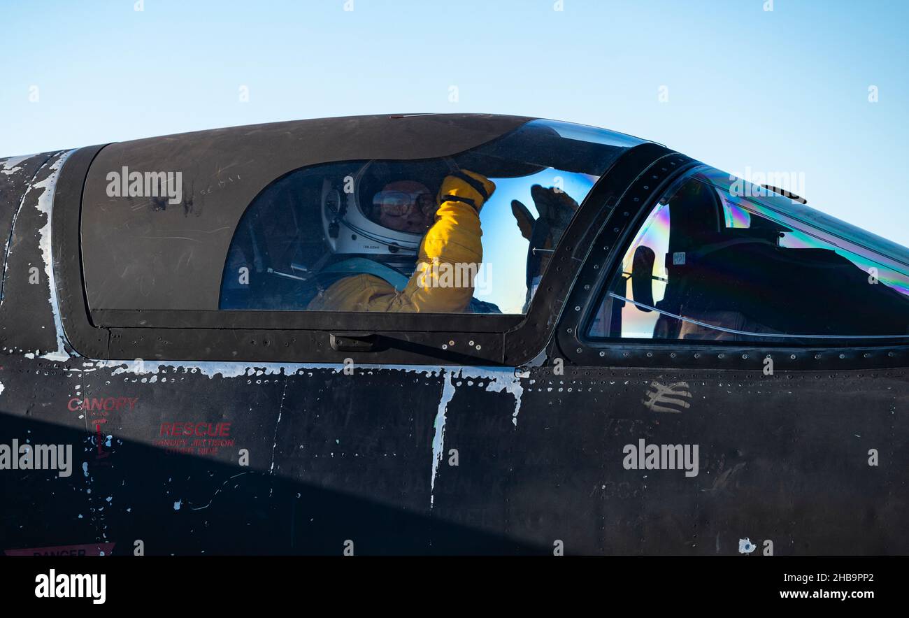 A U-2 pilot assigned to the 9th Reconnaissance Wing, Beale Air Force ...