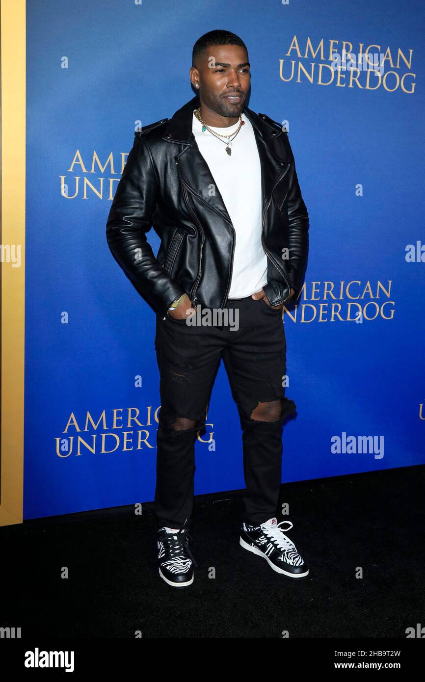 Los Angeles, CA. 15th Dec, 2021. Donny Savage at arrivals for AMERICAN ...