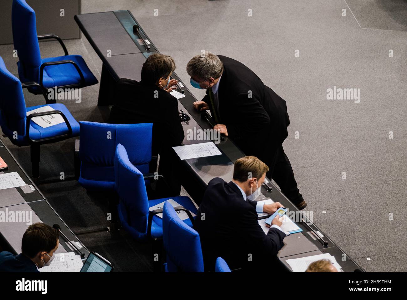 Berlin, Germany. 16th Dec, 2021. Members of the 20th Bundestag, the ...