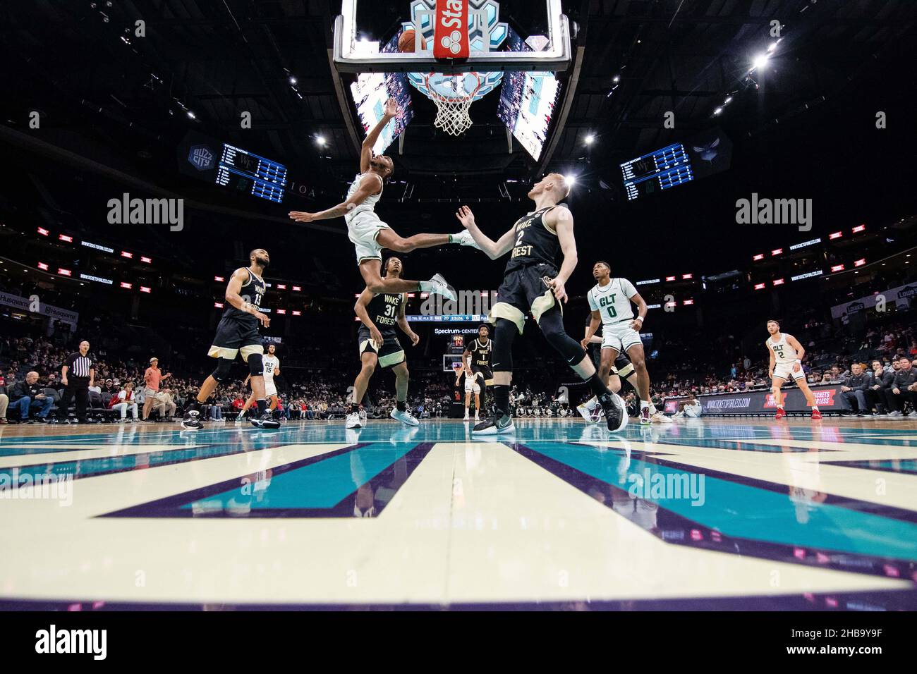 Charlotte 49ers mens basketball hi-res stock photography and images - Alamy