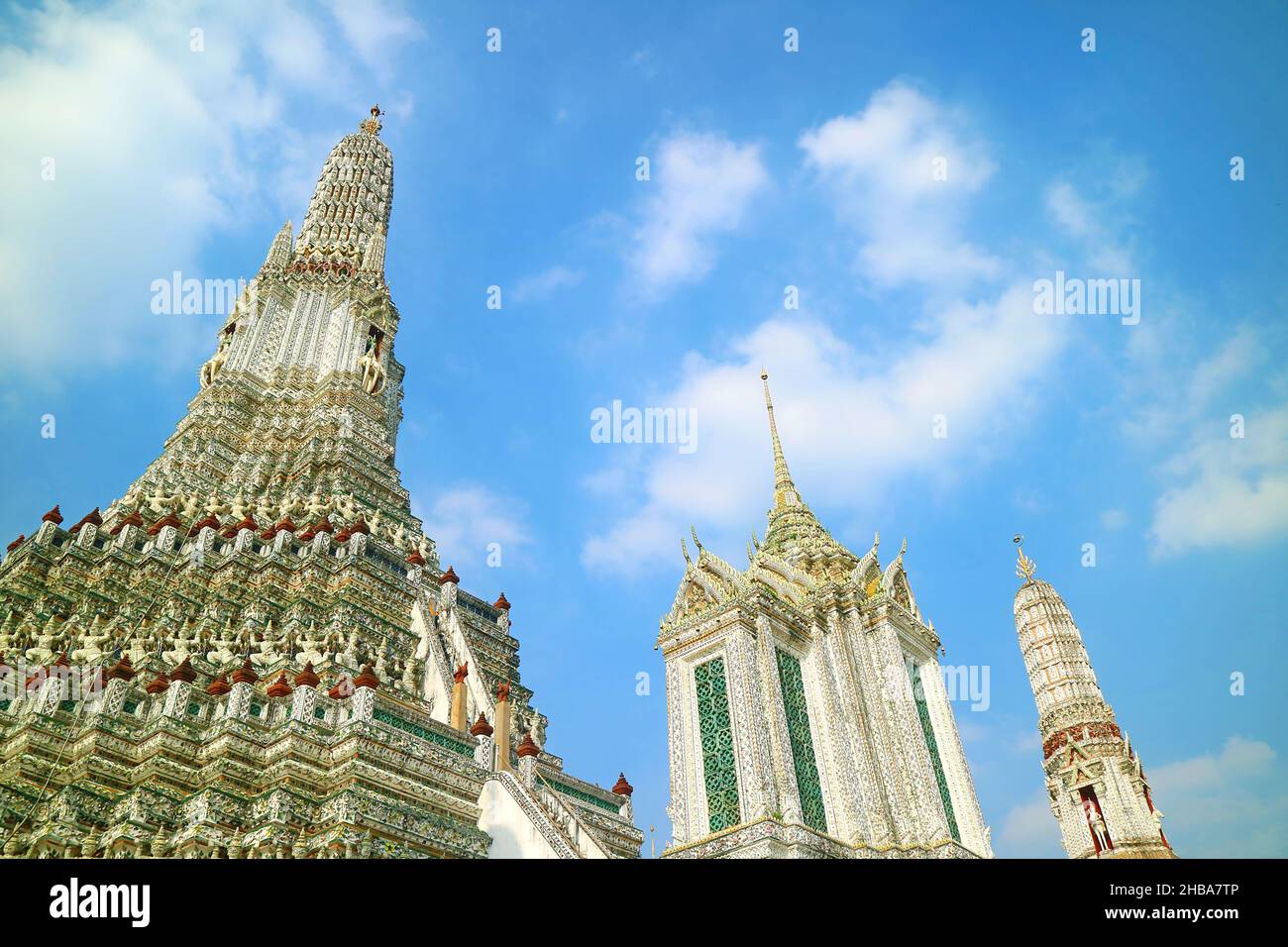 Phraprang Wat Arun, Incredible Holy Spire of The Temple of Dawn, a ...