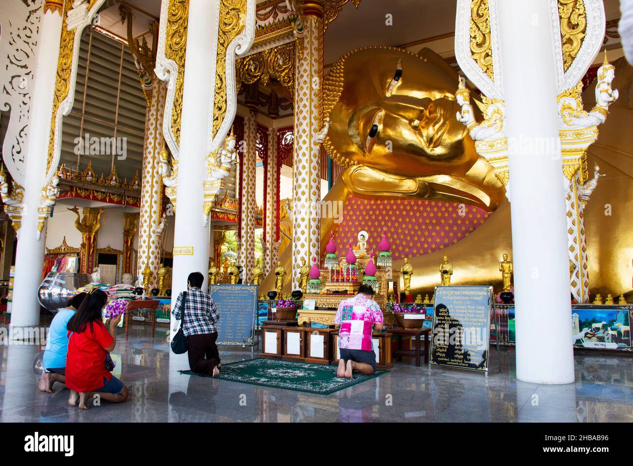 Thai people and foreign travelers travel visit respect praying and rite ...