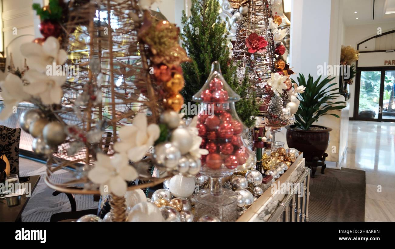Anantara Siam Bangkok Hotel Christmas Decorations 2021 Bangkok Thailand ...