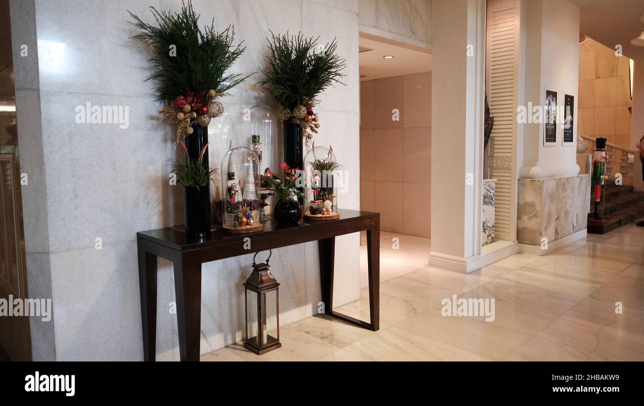 Anantara Siam Bangkok Hotel Christmas Decorations 2021 Bangkok Thailand ...