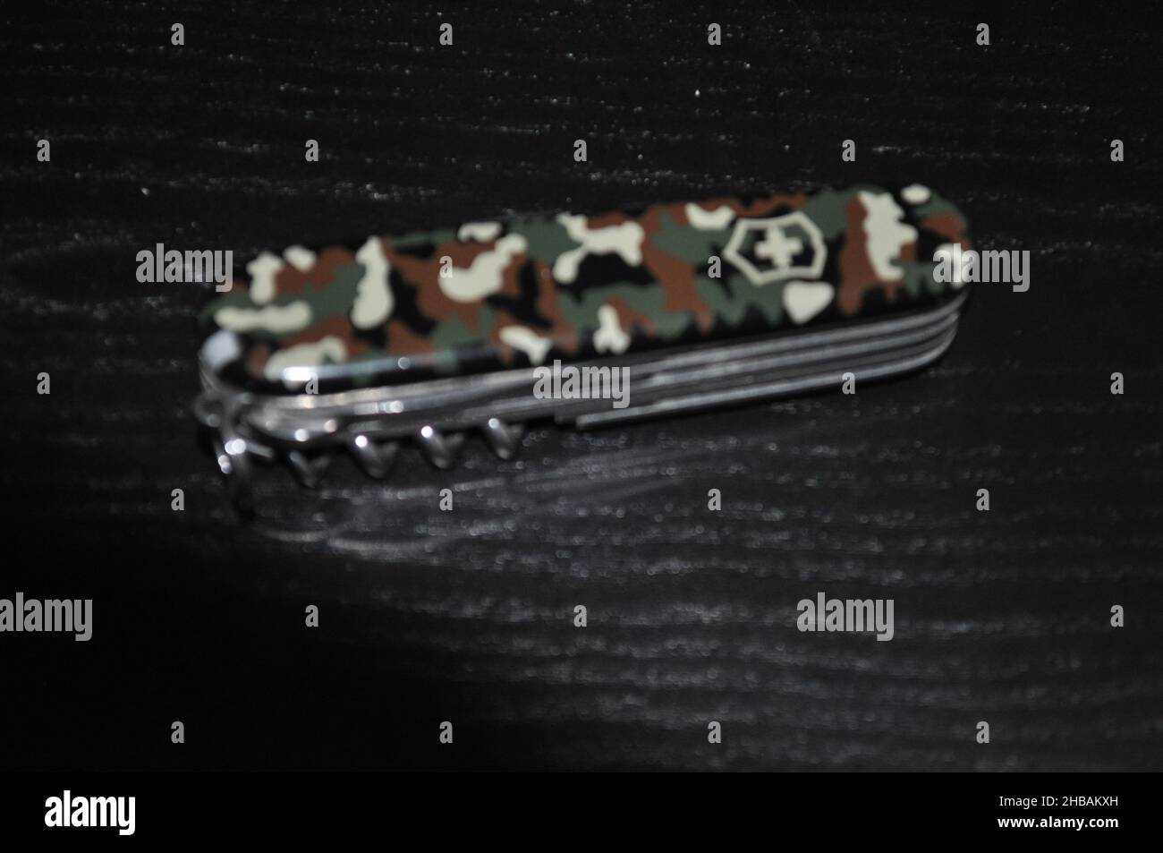 World know knife hi-res stock photography and images - Alamy