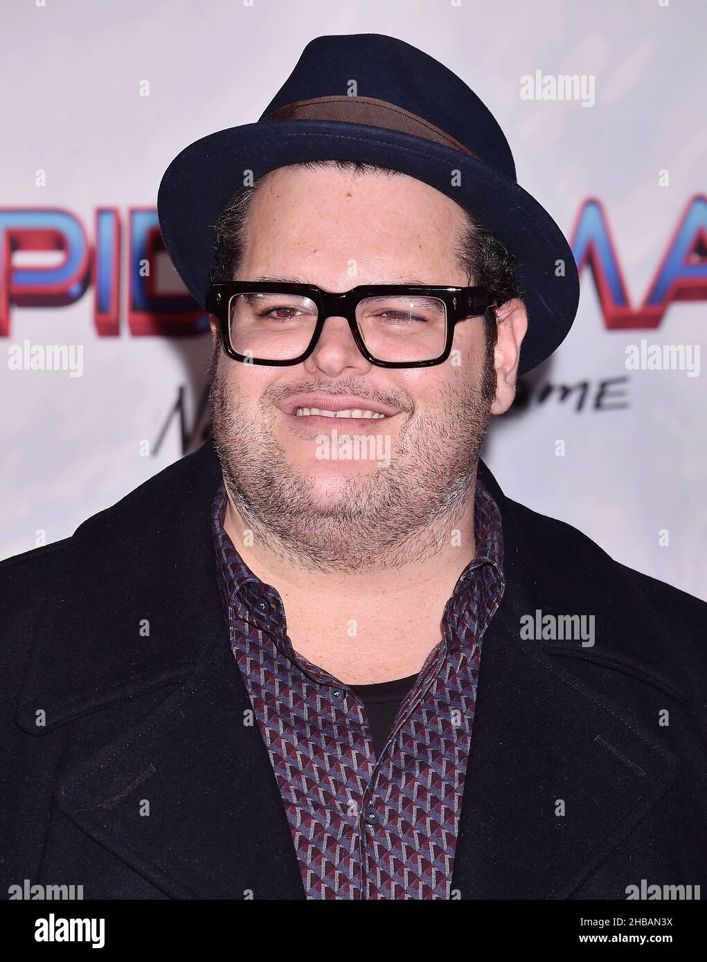 LOS ANGELES, CA - DECEMBER 13: Josh Gad attends the Sony Pictures ...