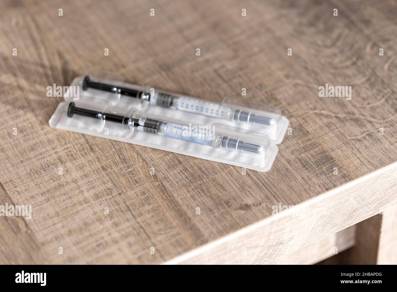 Injection marks hi-res stock photography and images - Alamy