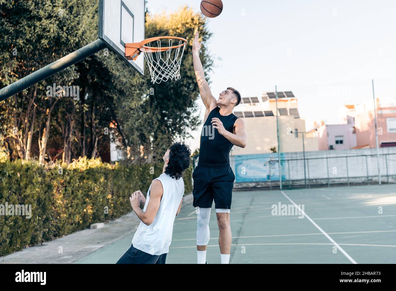 Tall man hi-res stock photography and images - Alamy