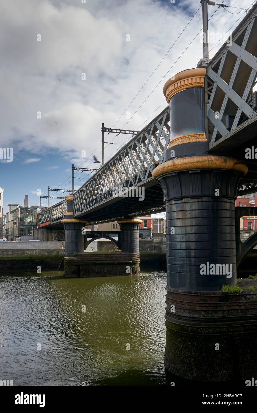 Highway bridge in dublin hi-res stock photography and images - Alamy