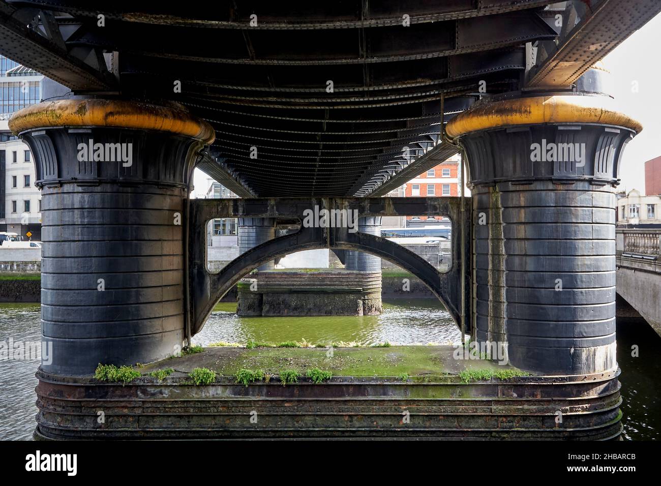 Bridge over the Liffey river in Dublin Stock Photo - Alamy