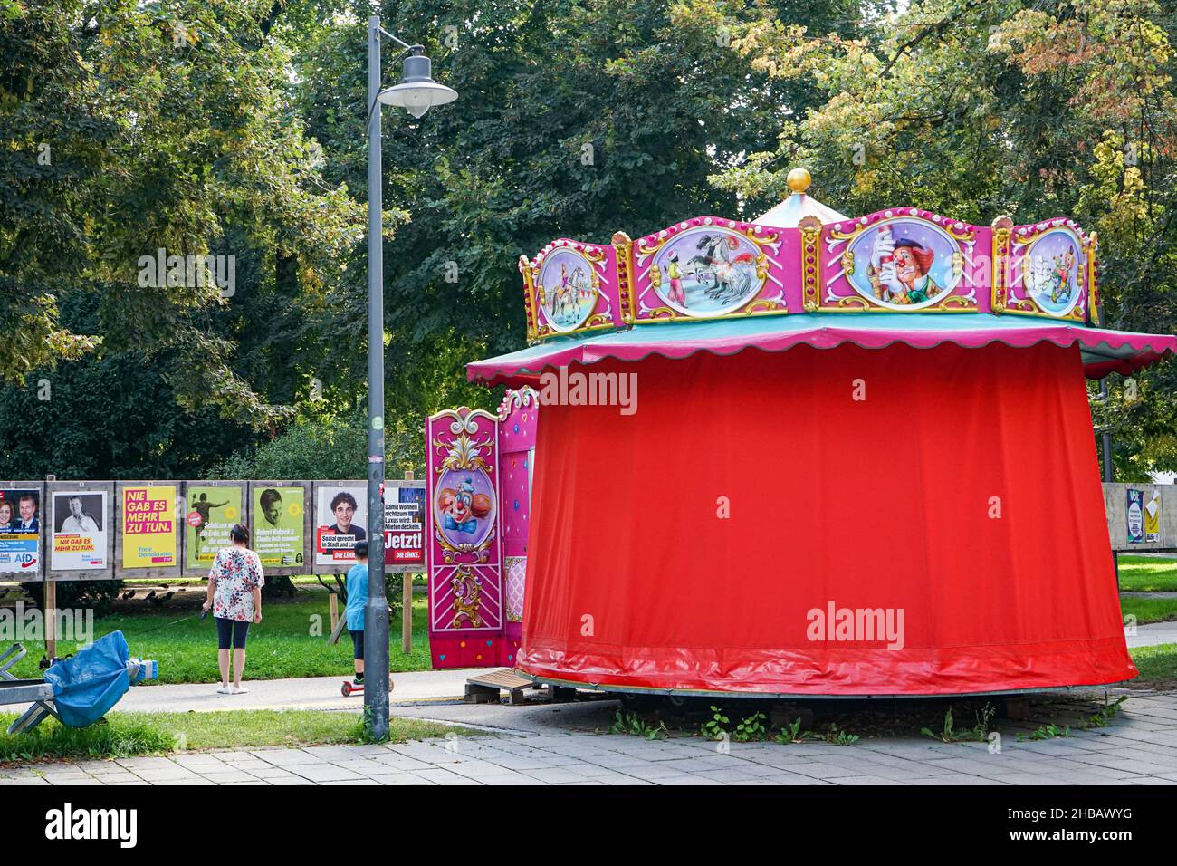 Election tarpaulin hi-res stock photography and images - Alamy