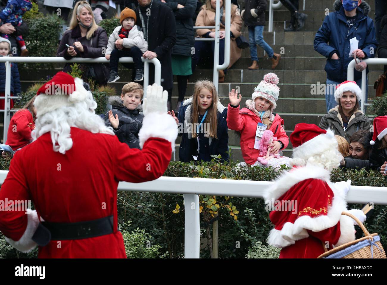 Ascot horse racing santa hi-res stock photography and images - Alamy