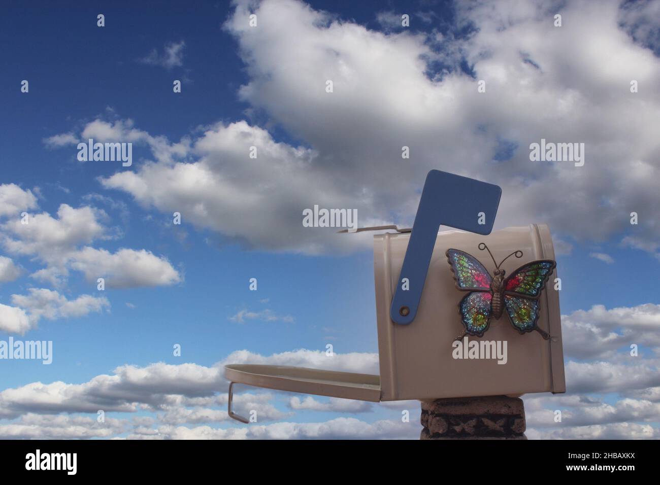 Box with flag hi-res stock photography and images - Alamy