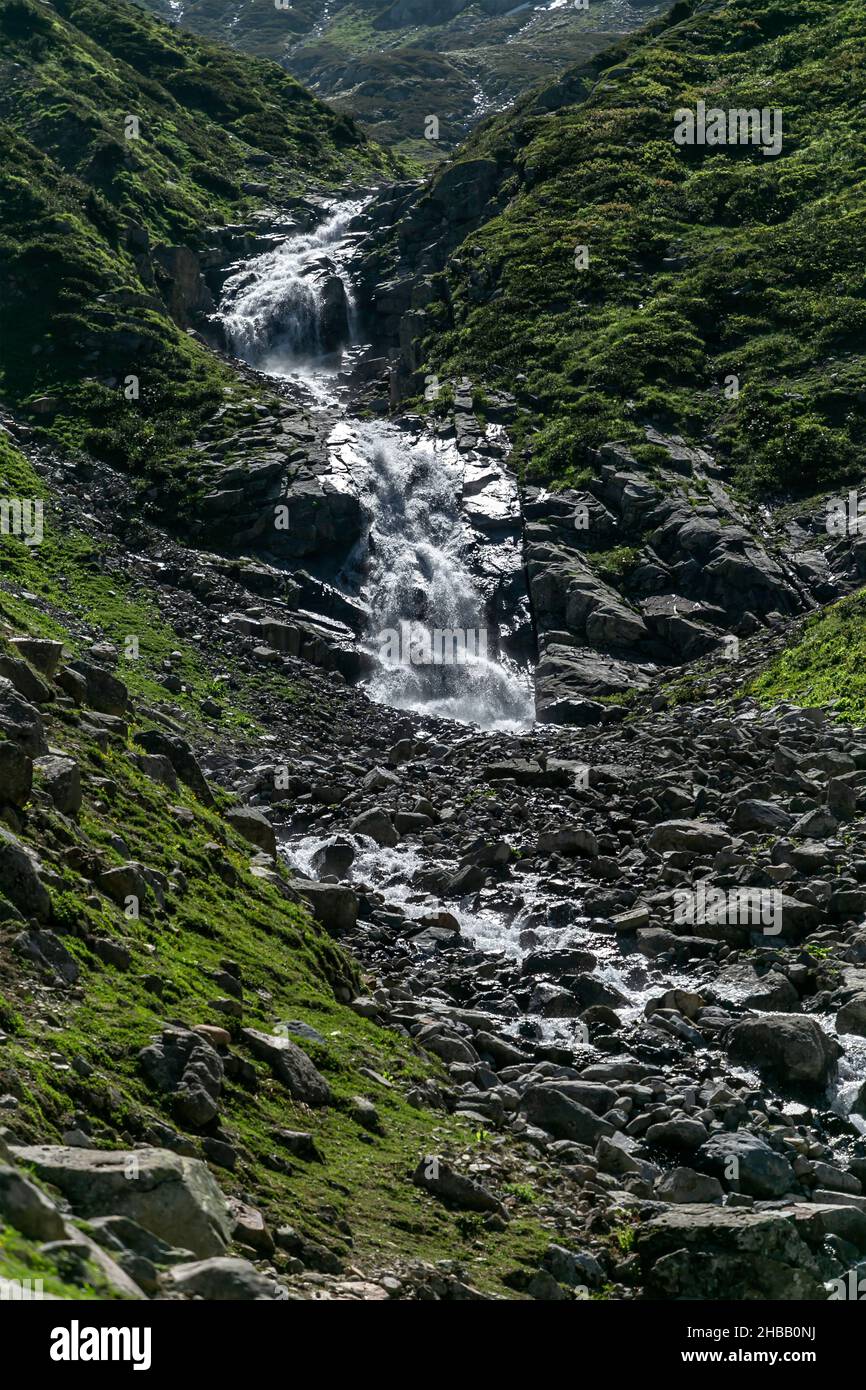 Rize is a valley in the north of the Altiparmak Mountains. The first ...