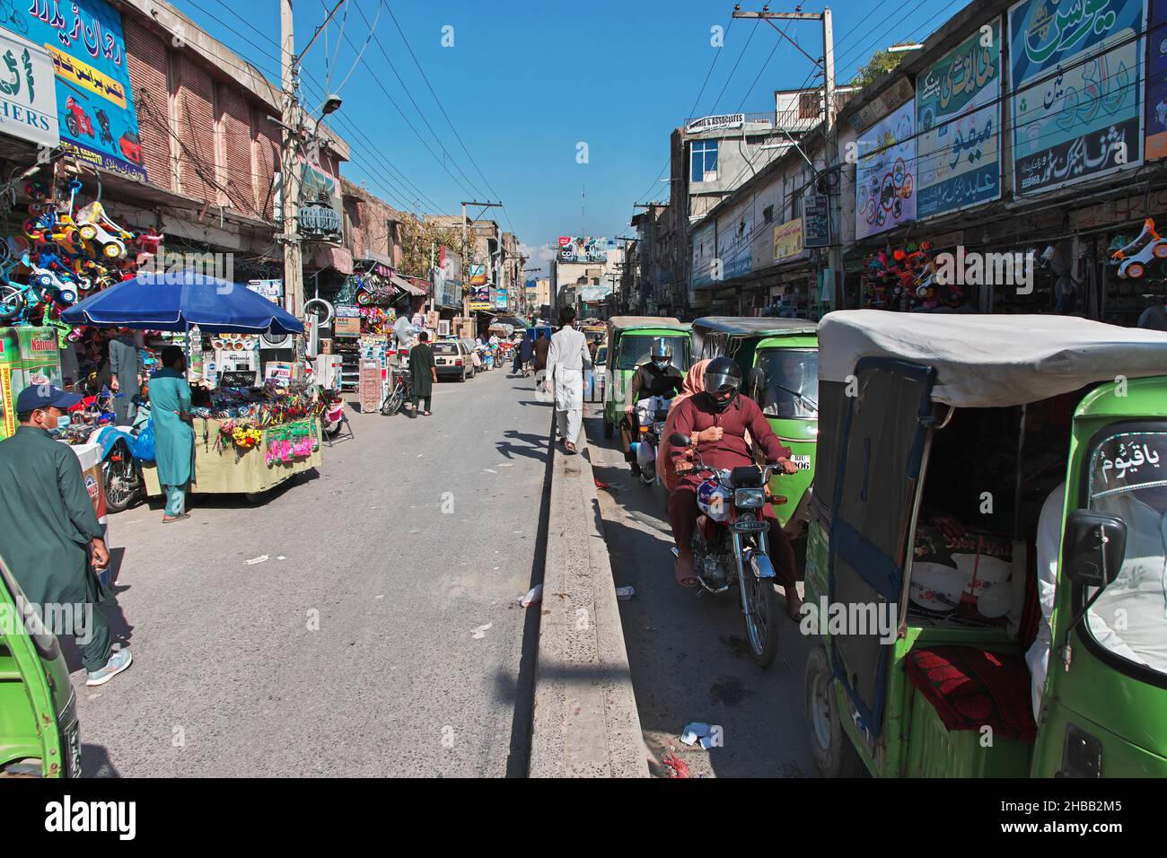 Local market in Rawalpindi close Islamabad, Punjab province, Pakistan ...