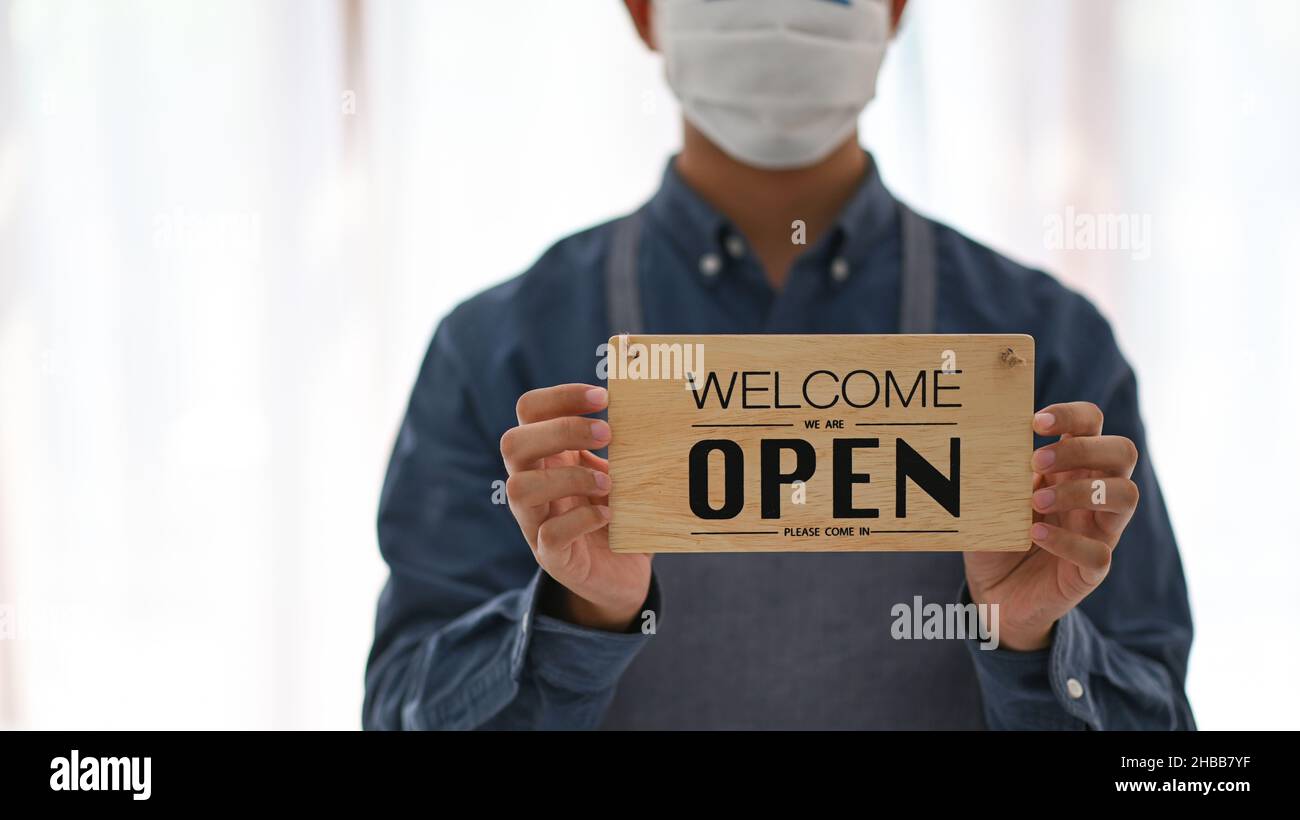 Man holds sign people hi-res stock photography and images - Alamy