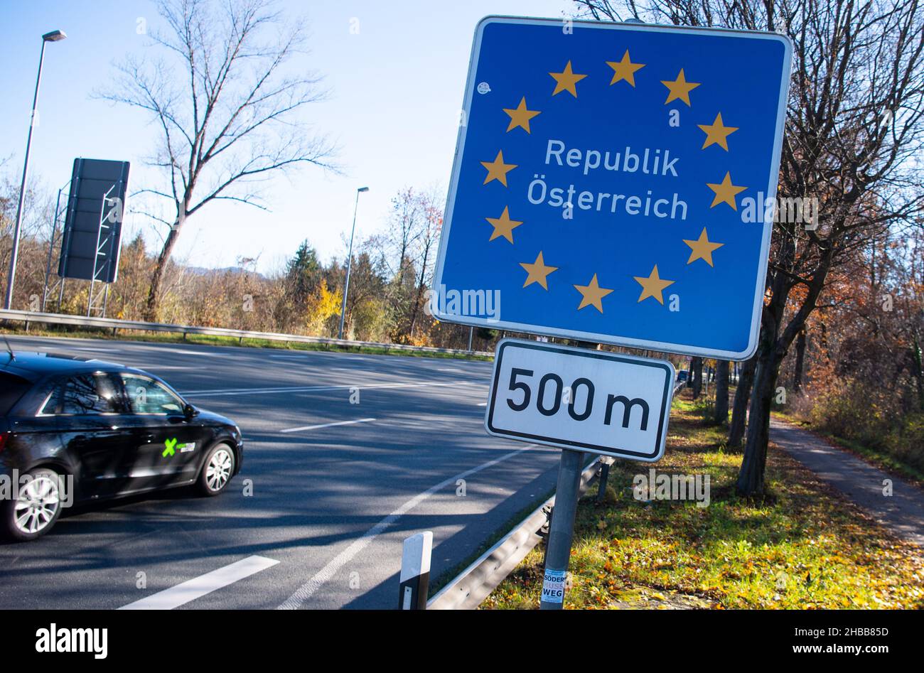 Proof marks hi-res stock photography and images - Alamy