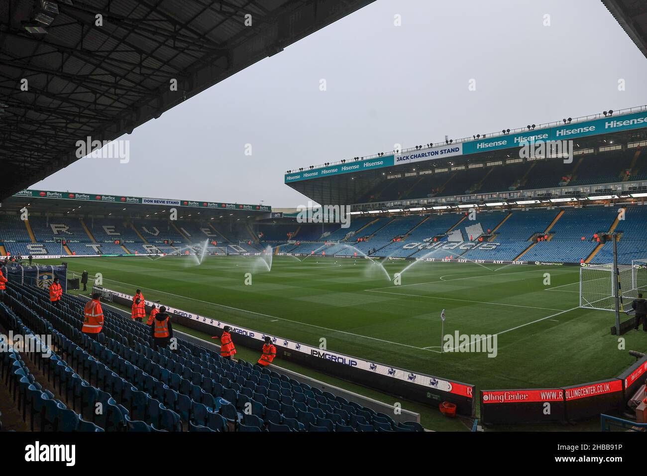 Elland road view hi-res stock photography and images - Alamy