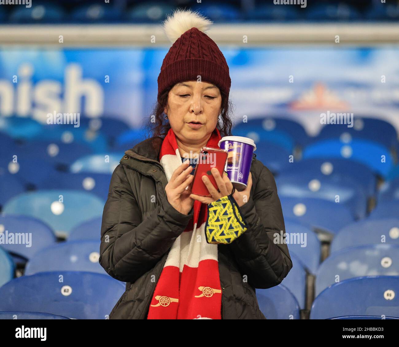Arsenal fan hi-res stock photography and images - Alamy