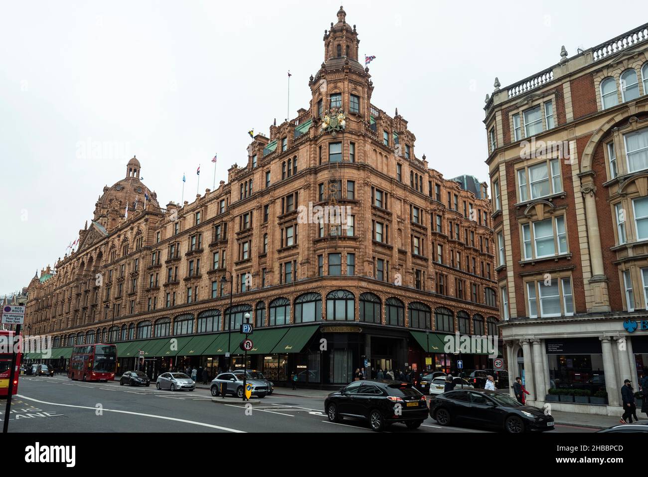 Harrods Department Store Company High Resolution Stock Photography and ...
