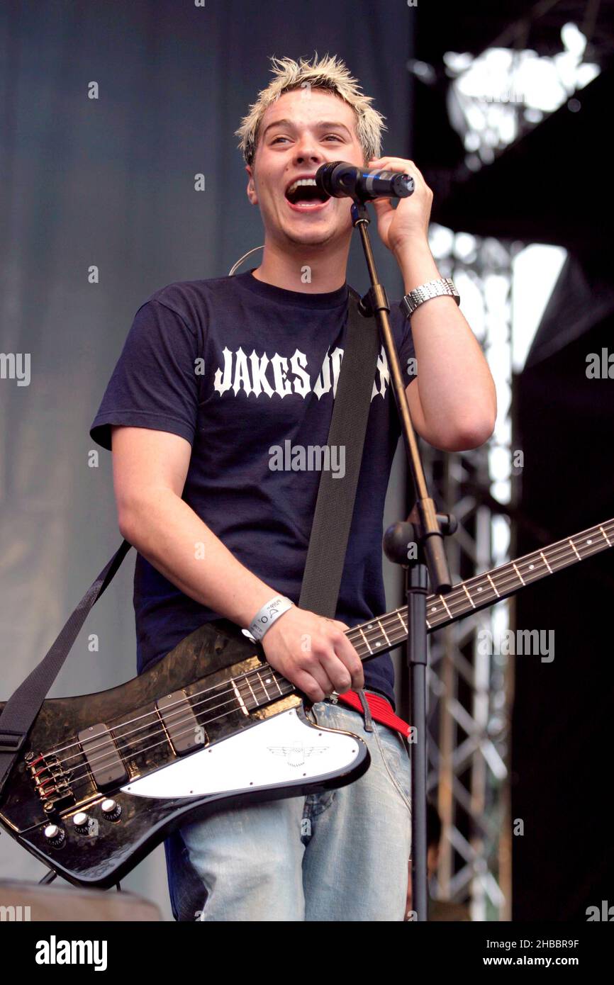 English pop rock band busted hi-res stock photography and images - Alamy