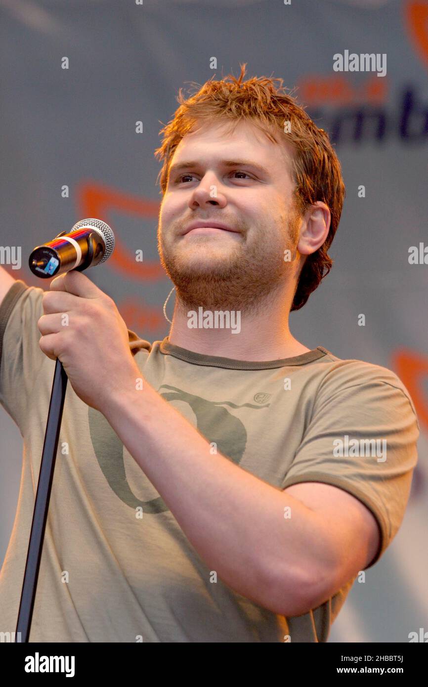 Singer daniel bedingfield hi-res stock photography and images - Alamy