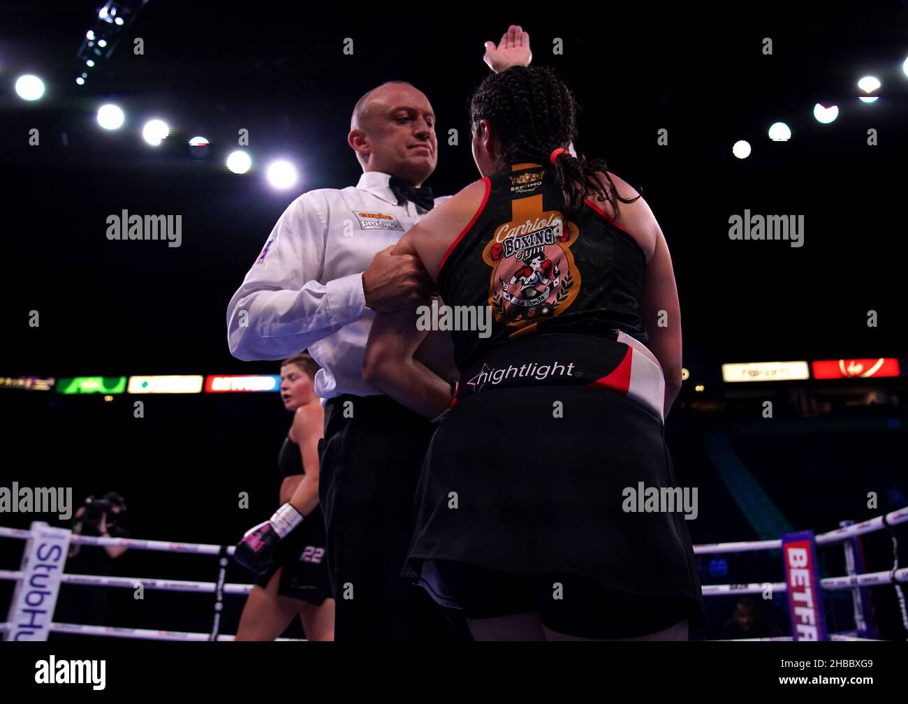 Stopped ao hi-res stock photography and images - Alamy