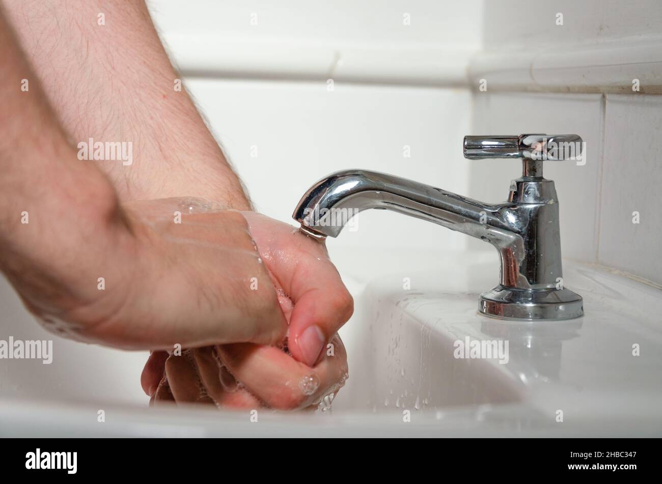 Cleaning hands hi-res stock photography and images - Alamy