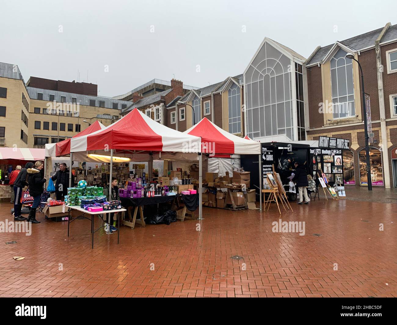 Market Square Northampton UK Rock Choir stall stalls famous old style ...