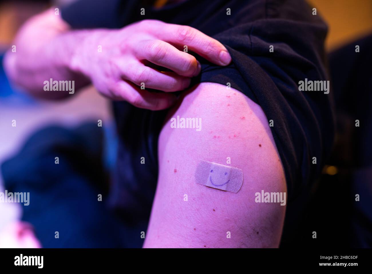 Freiburg, Germany. 18th Dec, 2021. Henry has a plaster on his upper arm ...