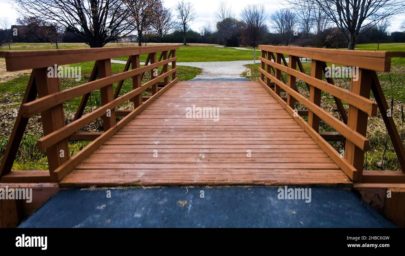 Bridge wallpapers hi-res stock photography and images - Alamy