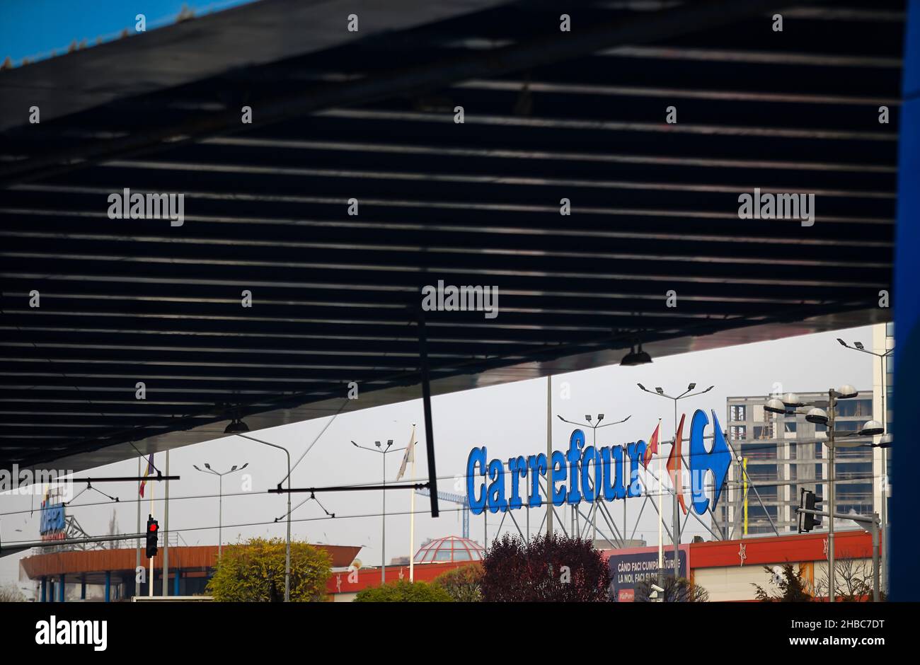 French multinational retail hi-res stock photography and images - Alamy