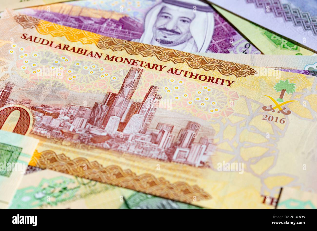 Collection of Saudi Arabia Riyal banknotes Stock Photo - Alamy